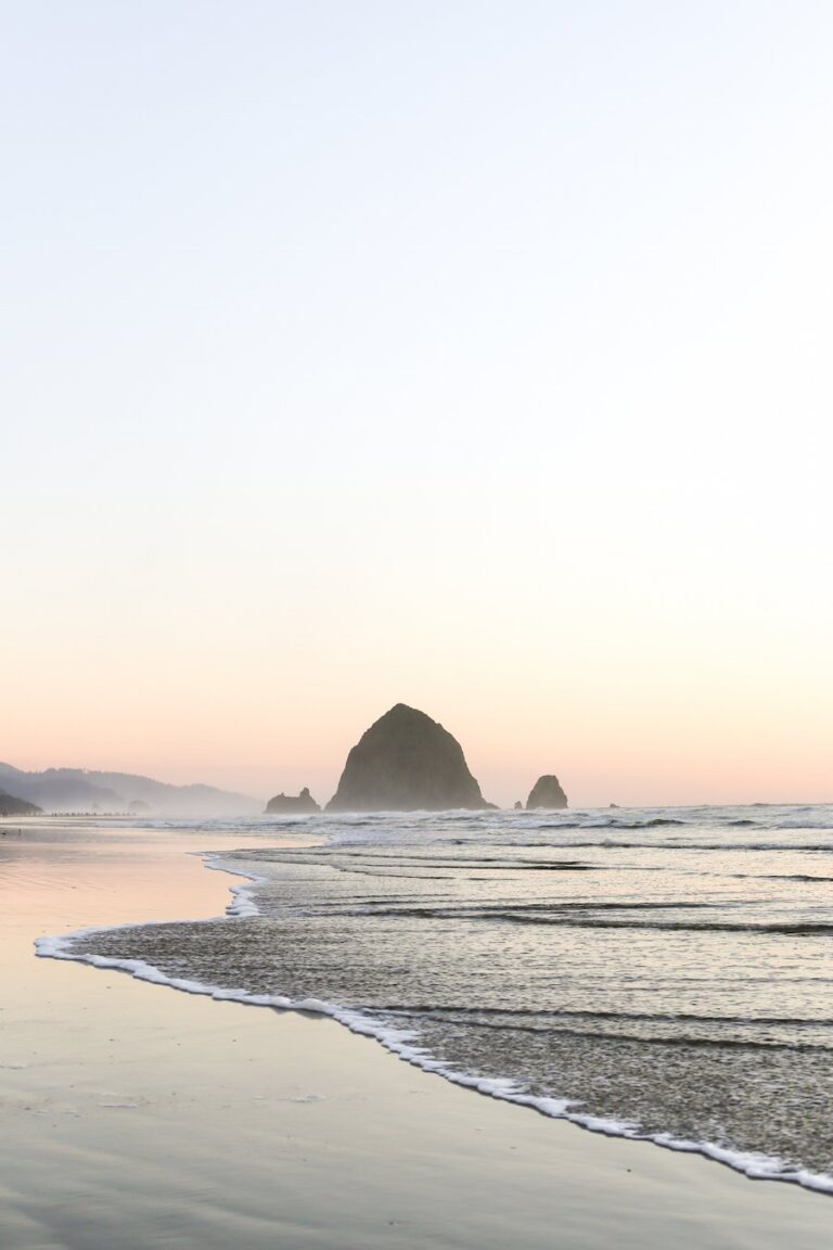 Portland, Oregon: Side Trip to Cannon Beach – Salty Canary