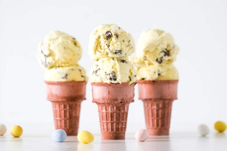 Cadbury Mini Eggs Milkshakes Recipe – Salty Canary