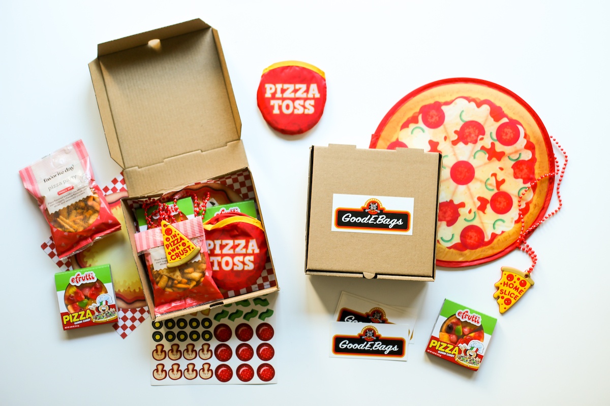 DIY Pizza Party Favors in Cute Pizza Boxes – Salty Canary
