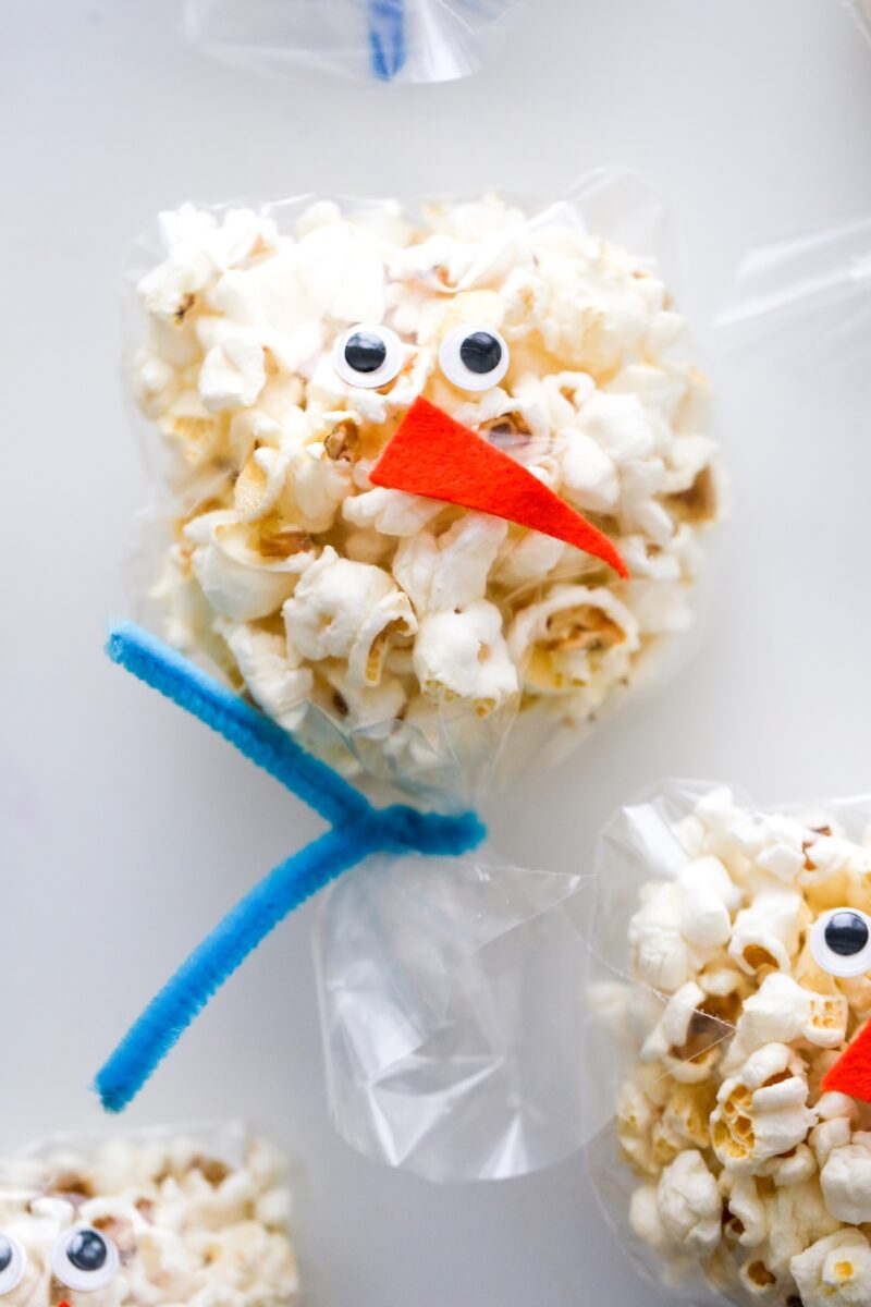 DIY Snowman Popcorn Treat Balls – Salty Canary
