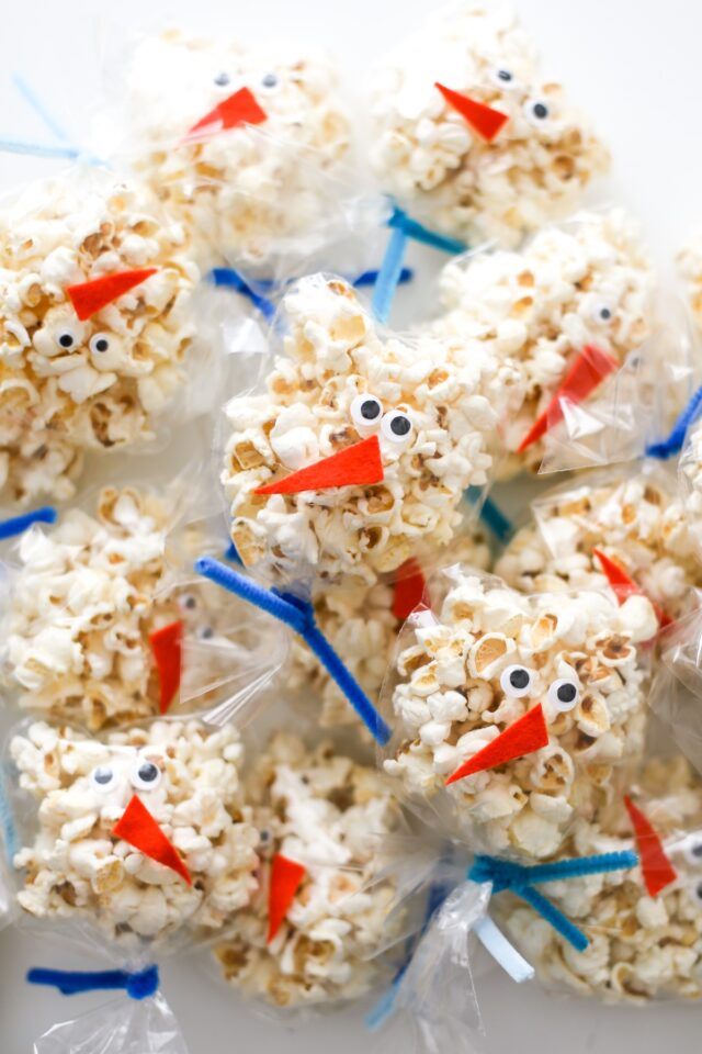 DIY Snowman Popcorn Treat Balls – Salty Canary