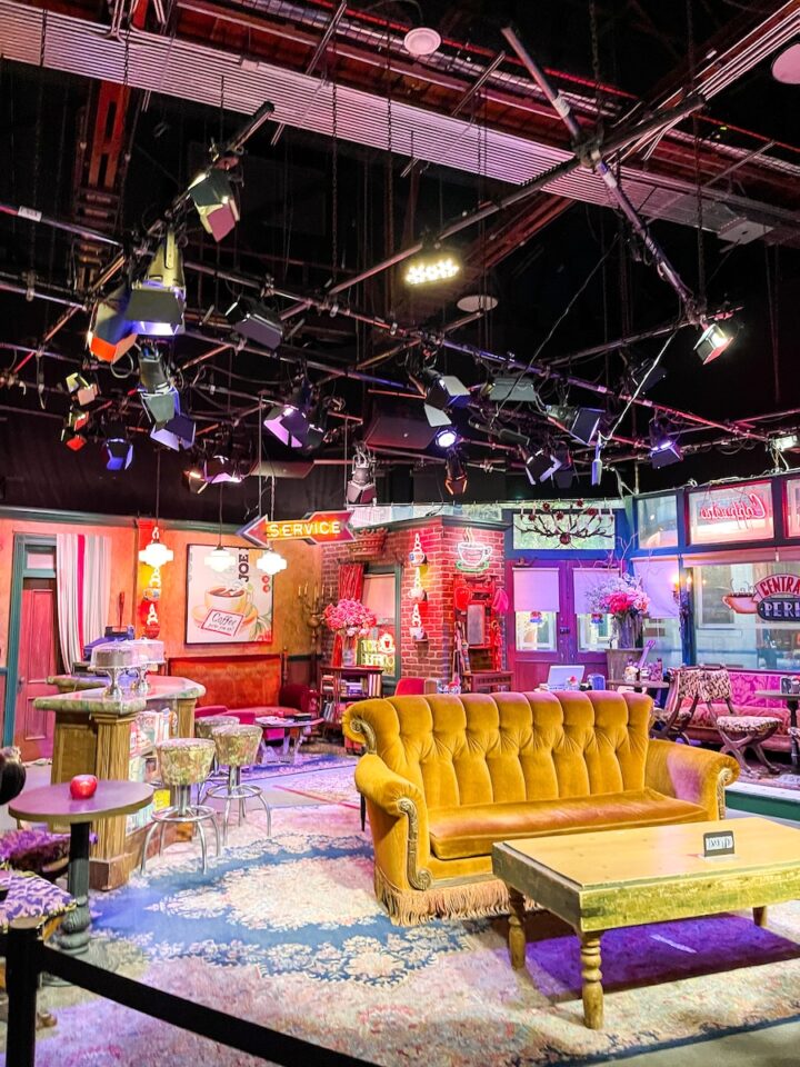 Warner Bros. Studios Tour Guide: A Fun Behind-the-Scenes Look at ...